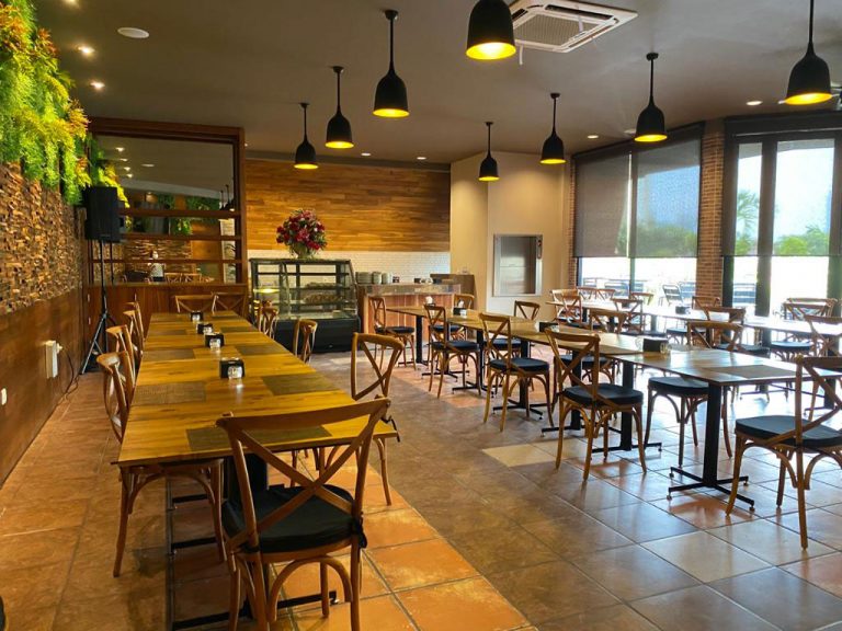 About Restaurant - Restoran Beautika Manado